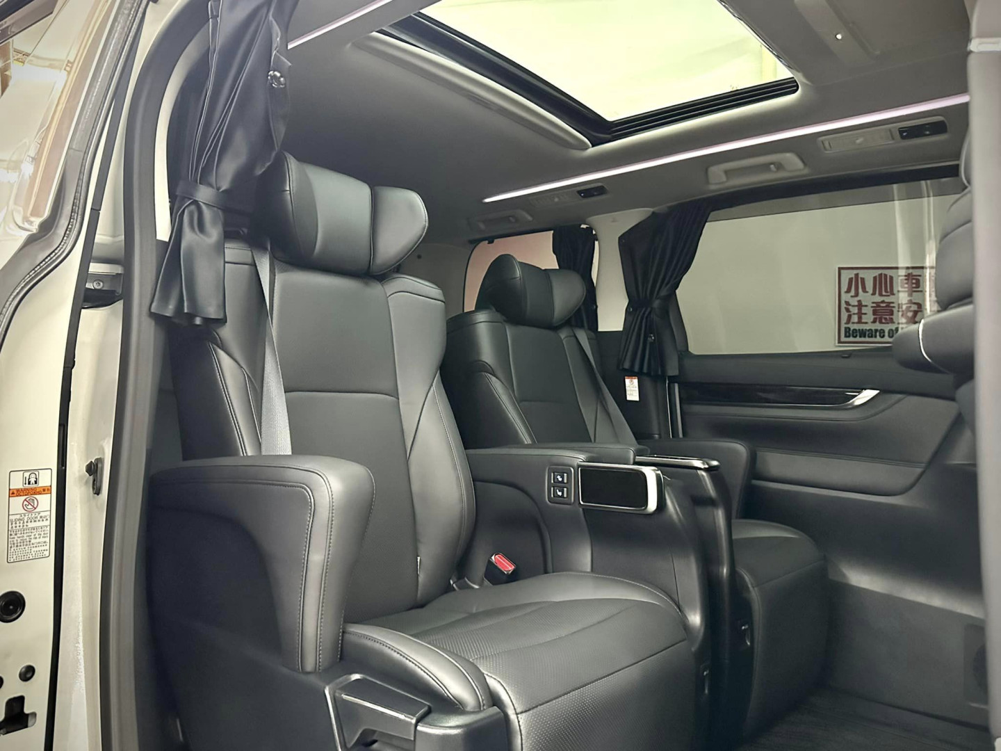 2017 Toyota Vellfire 3.5 ZAG