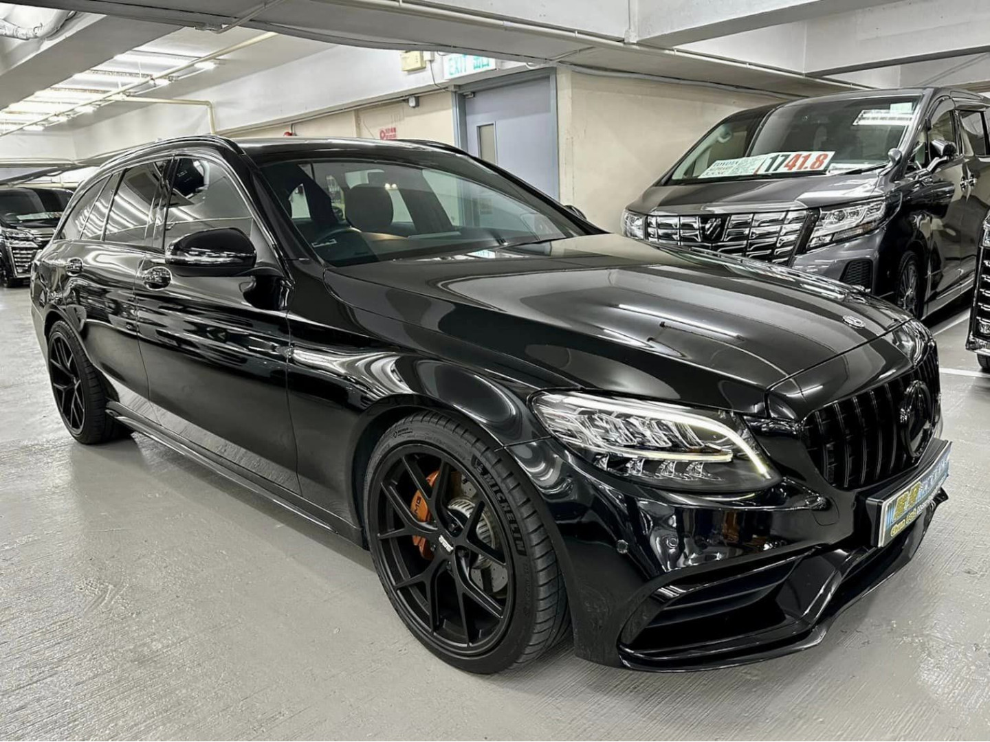 2019 Mercedes Benz C200 ESTATE 63包圍